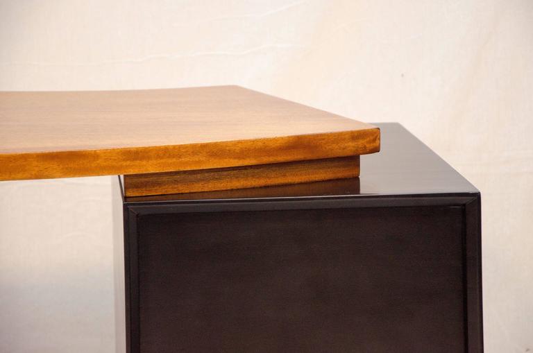 Two-Tone Organic Shape Desk, American, Paul Laszlo Style at 1stDibs