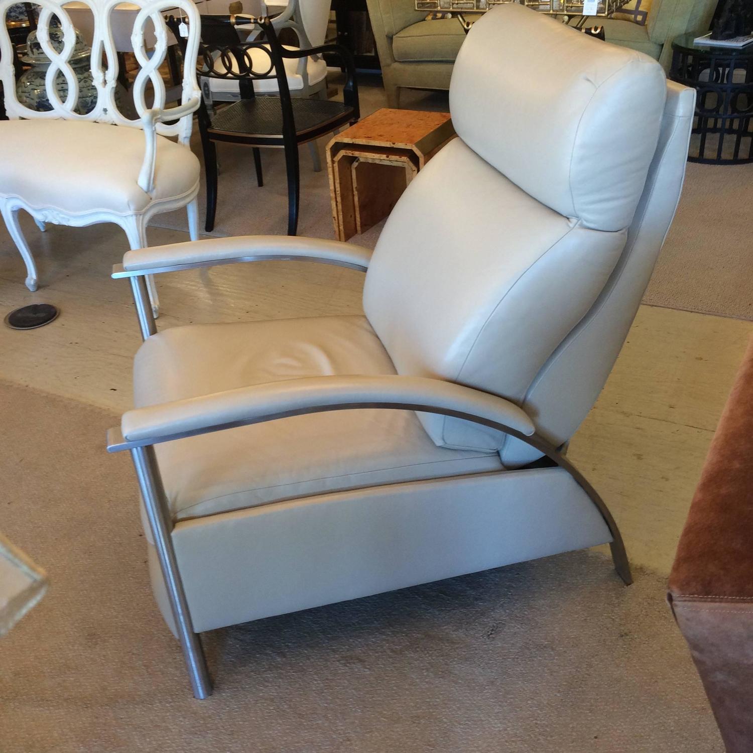Sleek Leather Reclining Chair At 1stdibs sleek-leather-reclining-chair-at-1stdibs