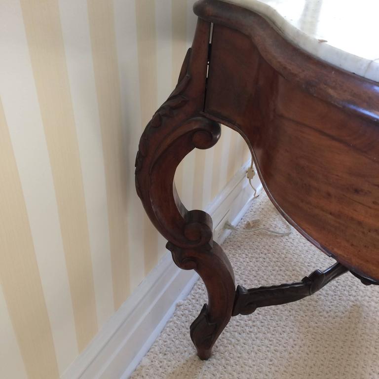 Antique Victorian Center Table at 1stDibs