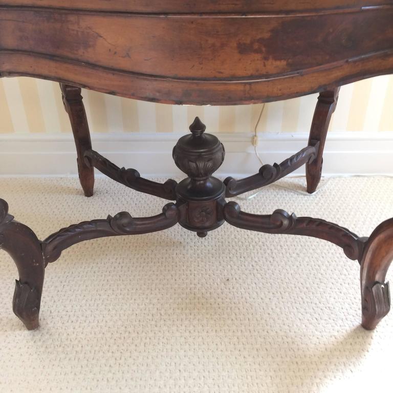 Antique Victorian Center Table at 1stDibs