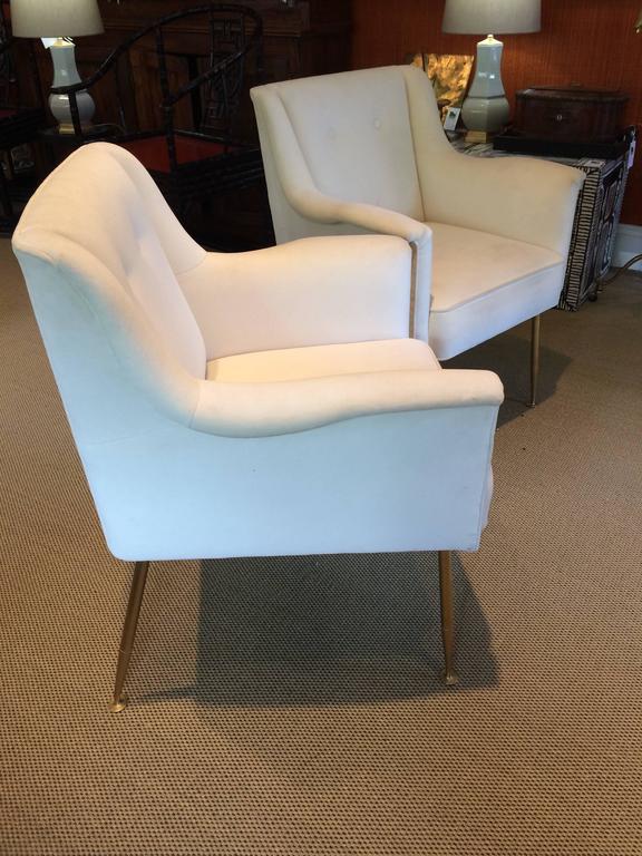 Ultra Chic Pair of Mid-Century Modern Italian Lounge Club Chairs at 1stDibs