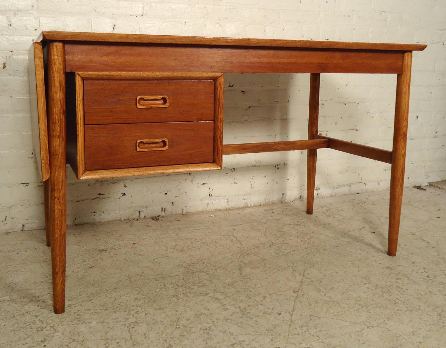 Mid-Century Modern Drop Leaf Desk For Sale at 1stdibs