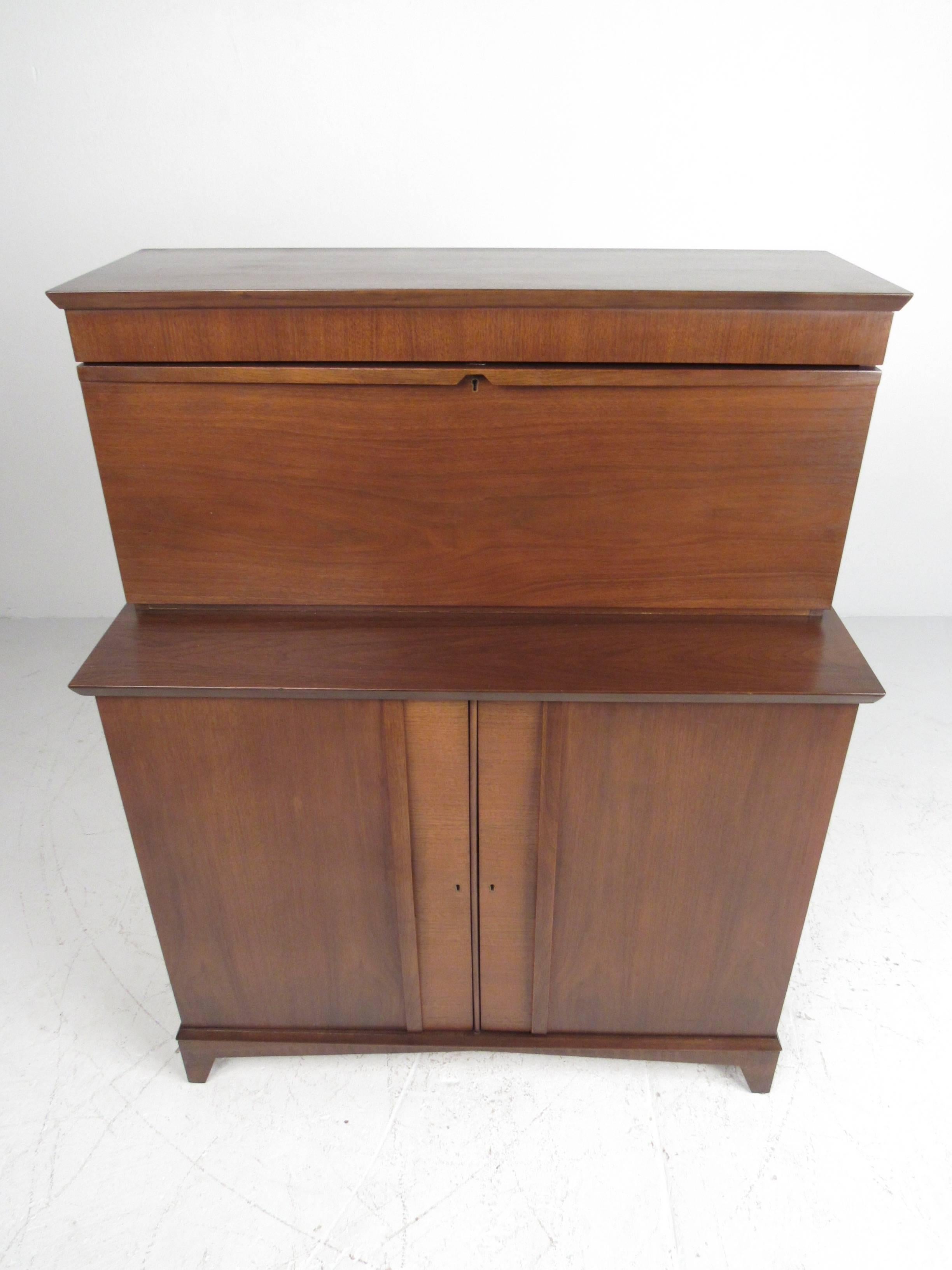Mid-Century Modern Walnut Dry Bar Cabinet For Sale at 1stDibs | dry bar ...