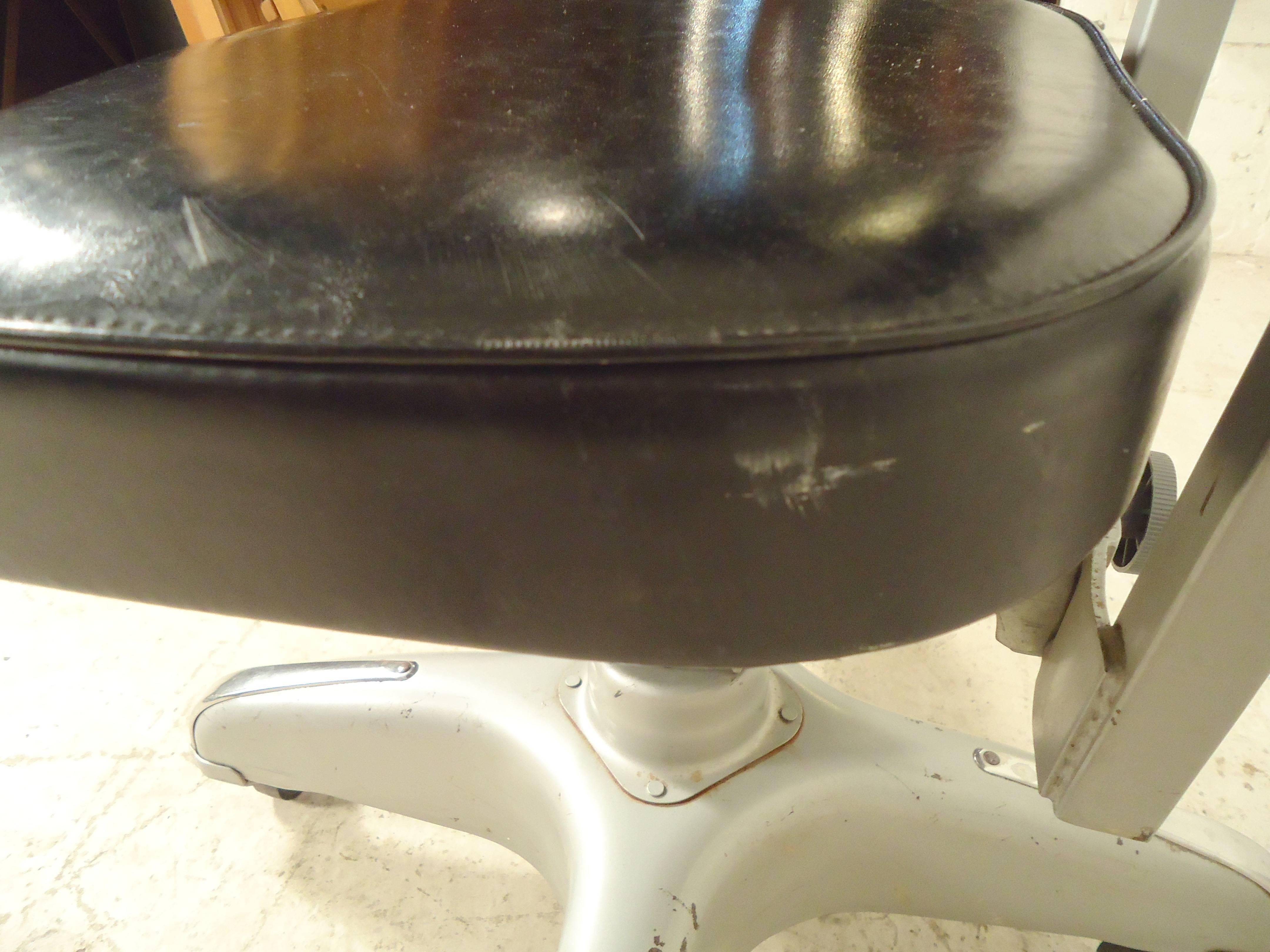 Mid-Century Modern Desk Chair by Cole For Sale at 1stDibs | cole steel ...