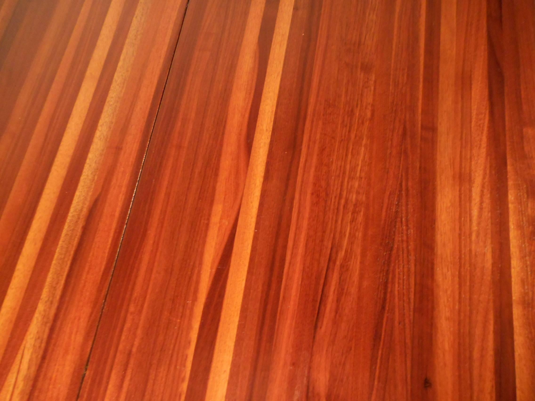 Amazing Mid-Century Modern Teak and Rosewood Drop-Leaf Dining Table For ...