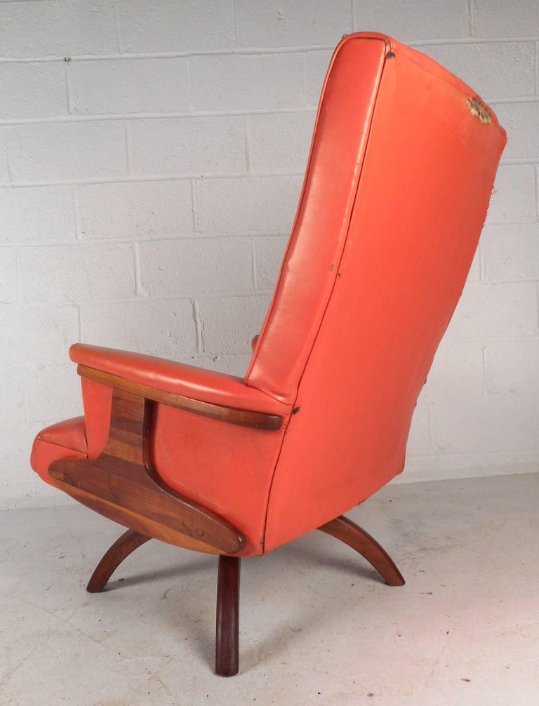Mid-Century Modern Heywood Wakefield Style Swivel Lounge Chair and ...