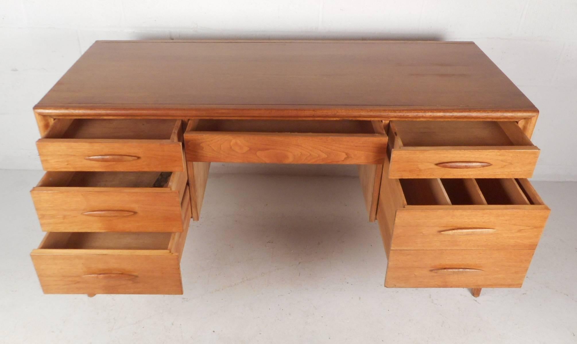 Mid-Century Modern Broyhill Emphasis Desk with a Cane Back For Sale at ...