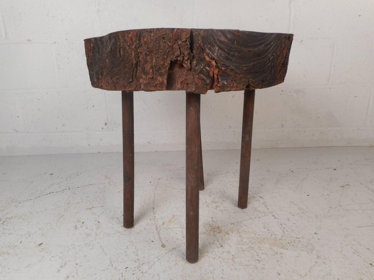 Mid-Century Modern Tree Slab End Table at 1stDibs