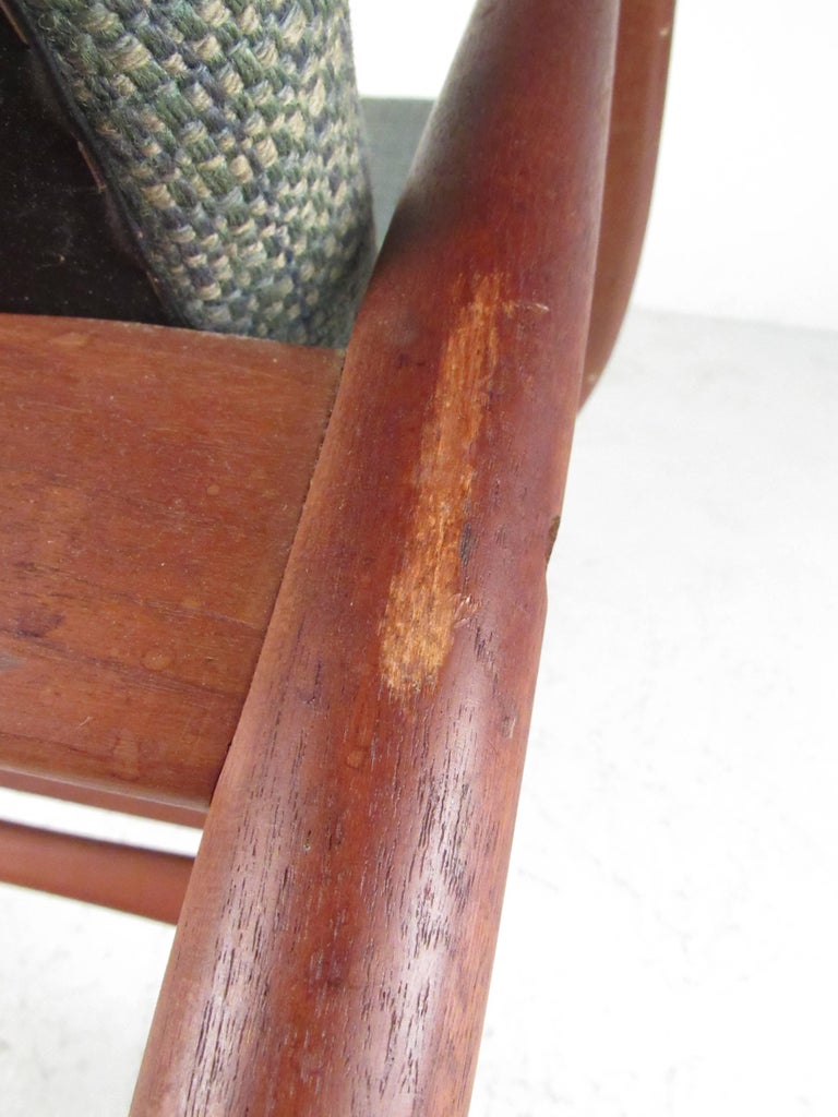 Classic Mid-Century Danish Teak Rocking Chair For Sale at 1stDibs