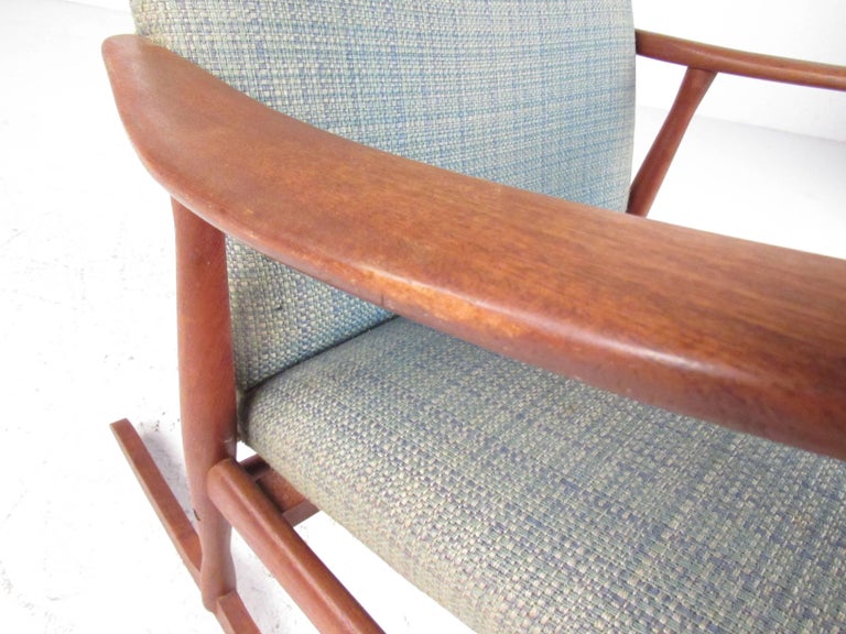 Classic Mid-Century Danish Teak Rocking Chair For Sale at 1stDibs
