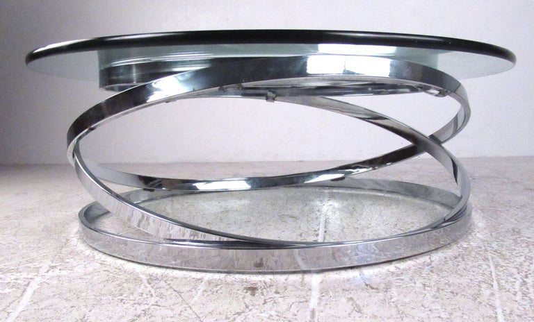 Modern Four-Ring Chrome Coffee Table For Sale at 1stDibs