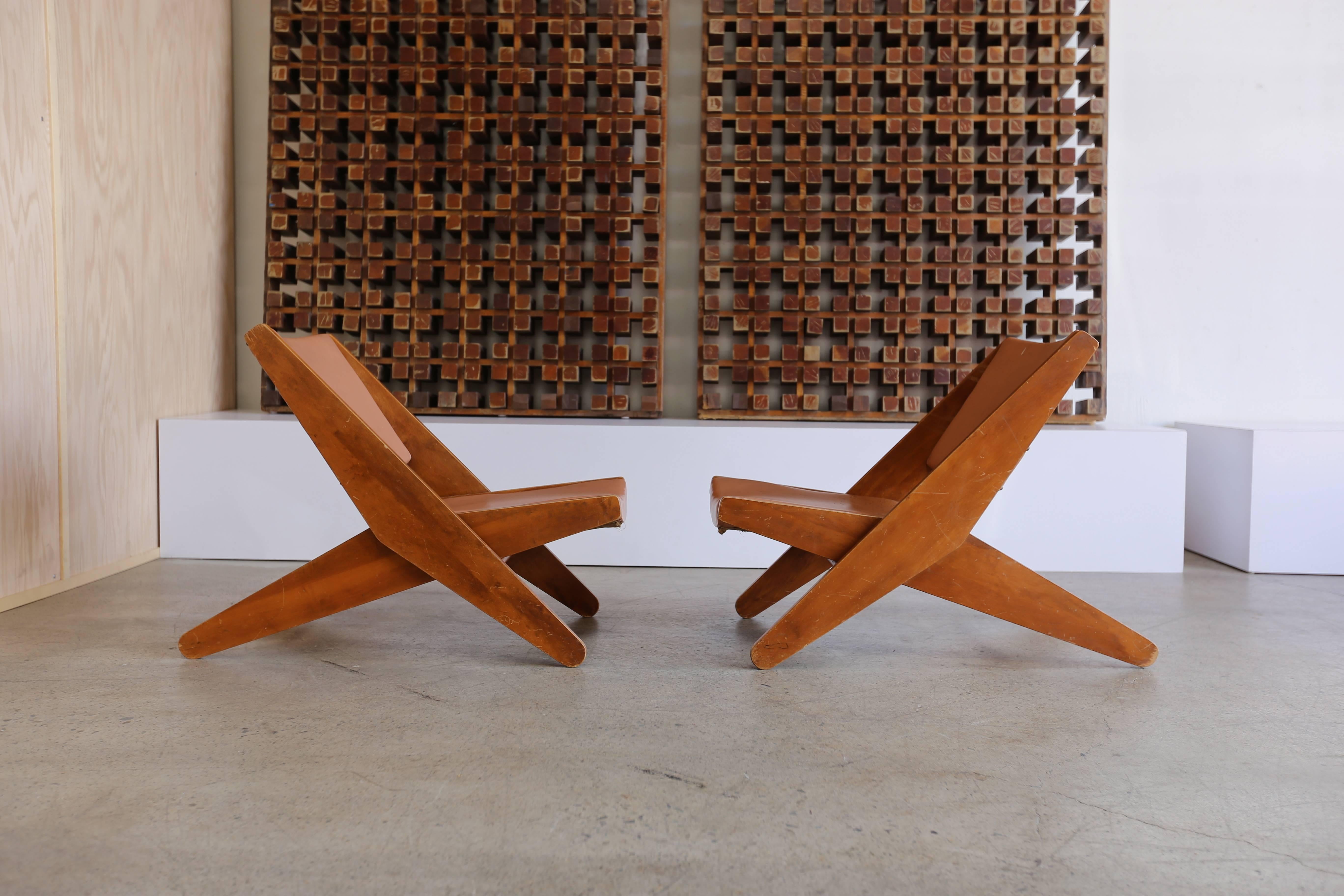 Pair of "Ficks Folder" Lounge Chairs by Ficks Reed Co. For Sale at 1stDibs