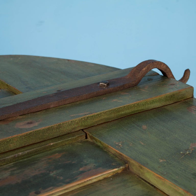 Large Antique Blacksmith's Bellows Coffee Table at 1stDibs | bellows table