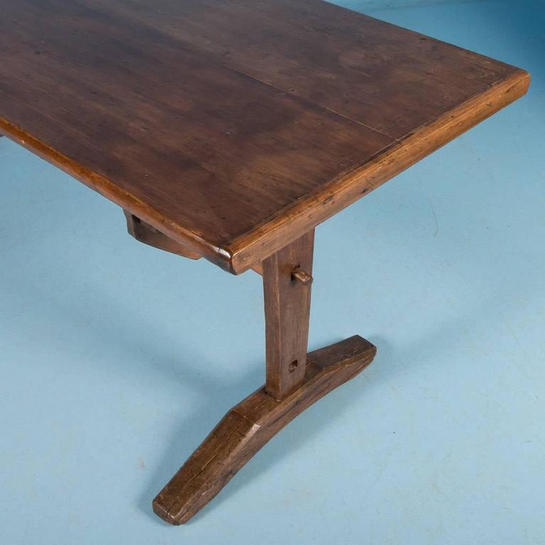 Antique Early American Country Harvest Table, 19th Century at 1stDibs