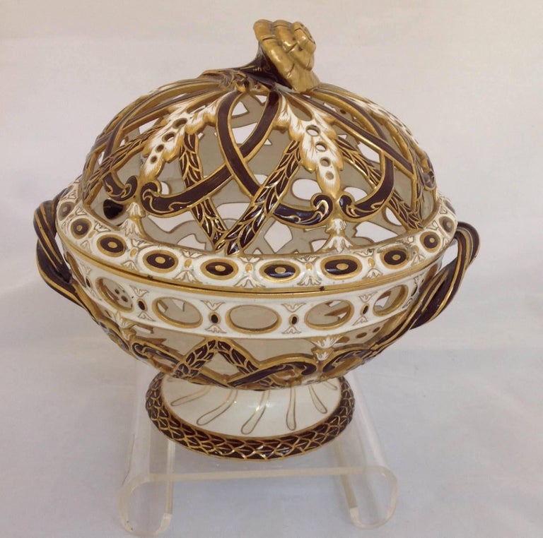 Wedgwood Cremeware Potpourri Bowl For Sale at 1stDibs