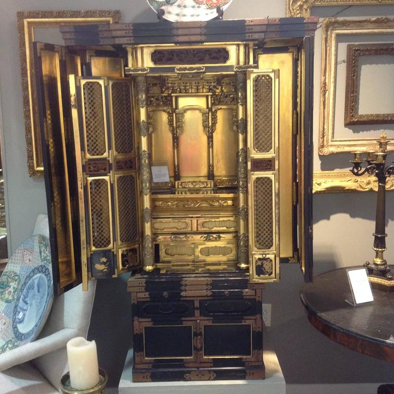 Japanese Butsudan Lacquer Shrine For Sale at 1stDibs