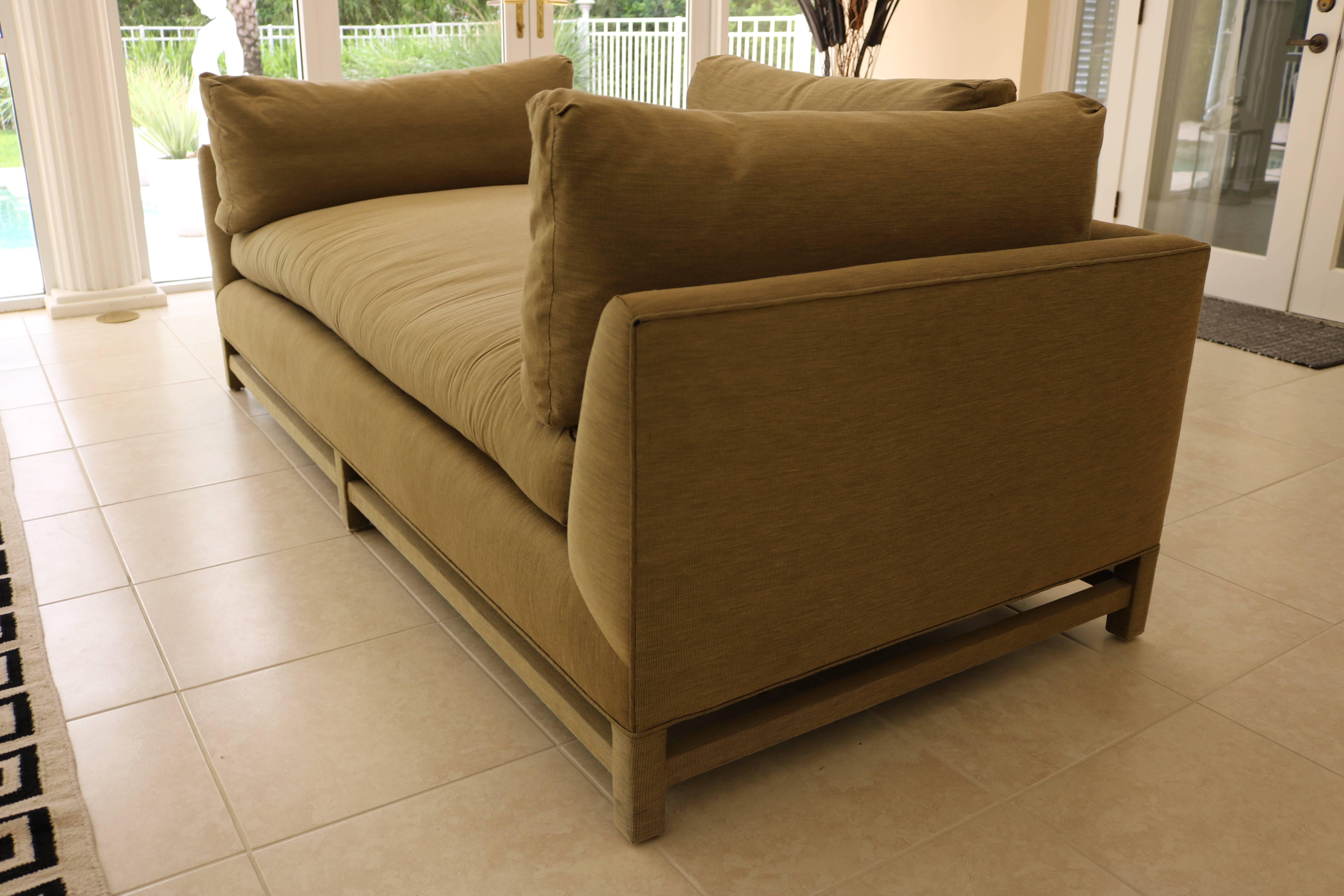 Bespoke Tete E Tete Chaise in Putty Colored Silk Fabric For Sale at ...