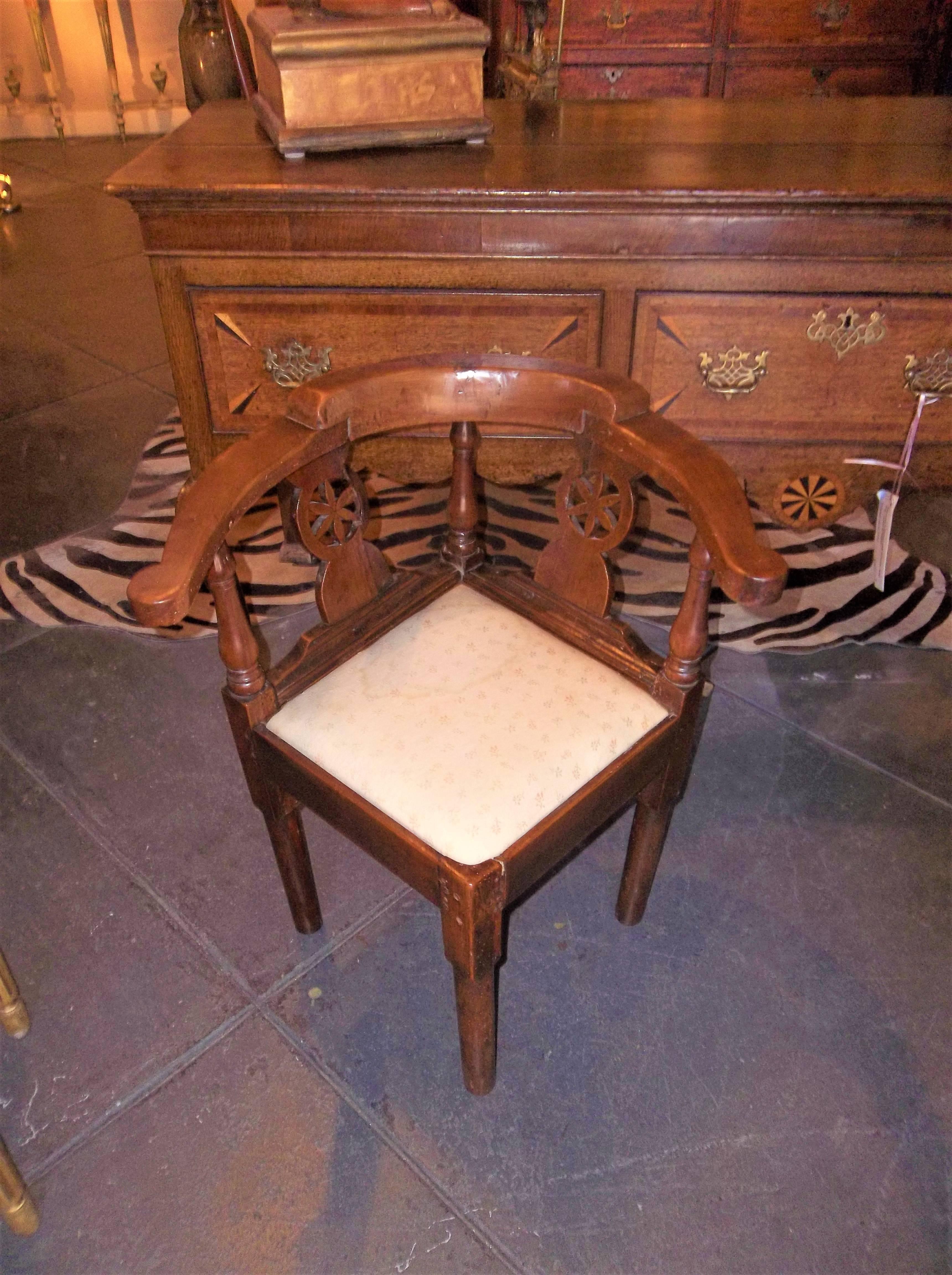 Georgian Walnut Child's or Lady's Carved Corner Chair For Sale at ...