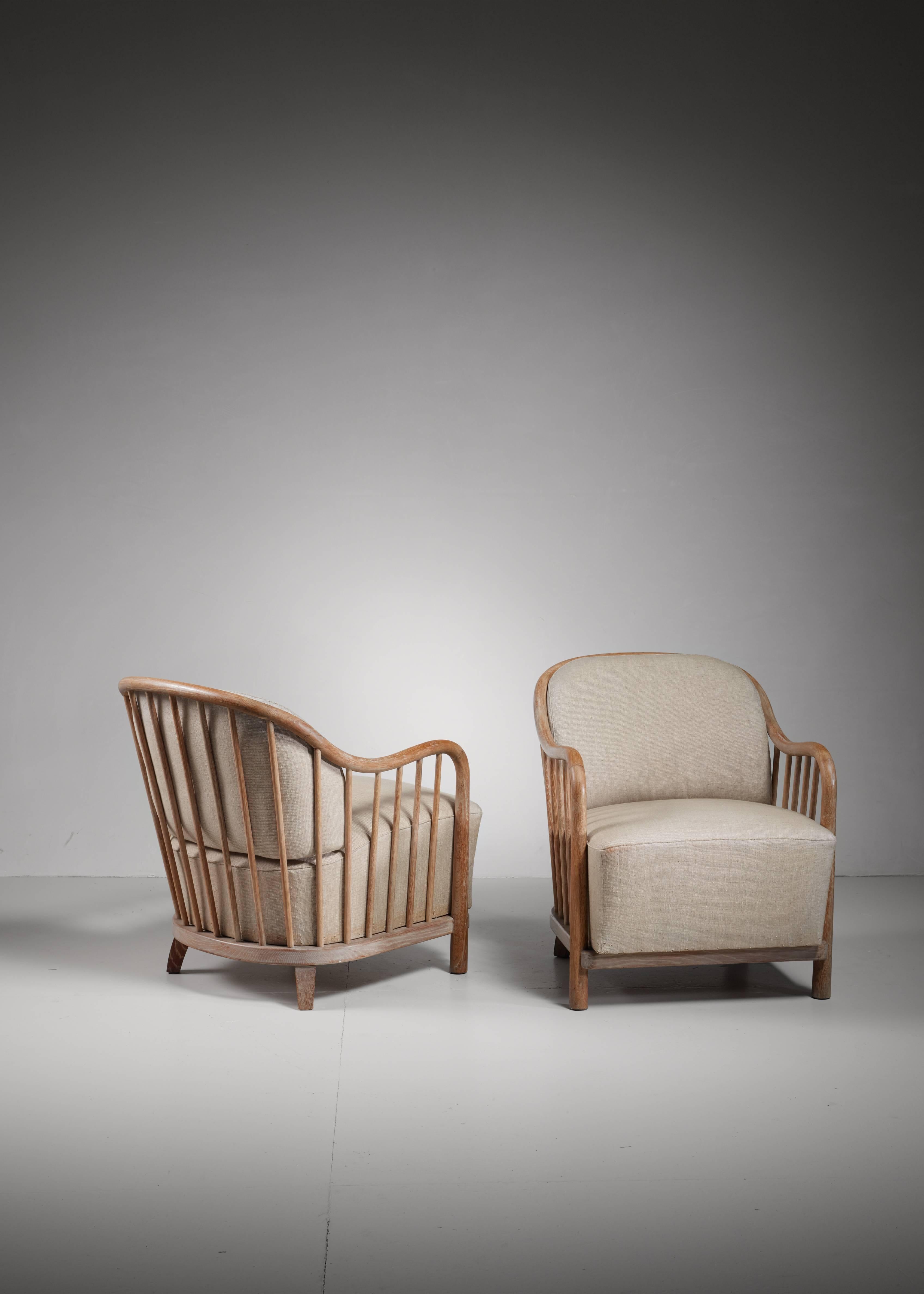 Pair of Spindle Lounge Chairs from Italy, 1930s For Sale at 1stDibs