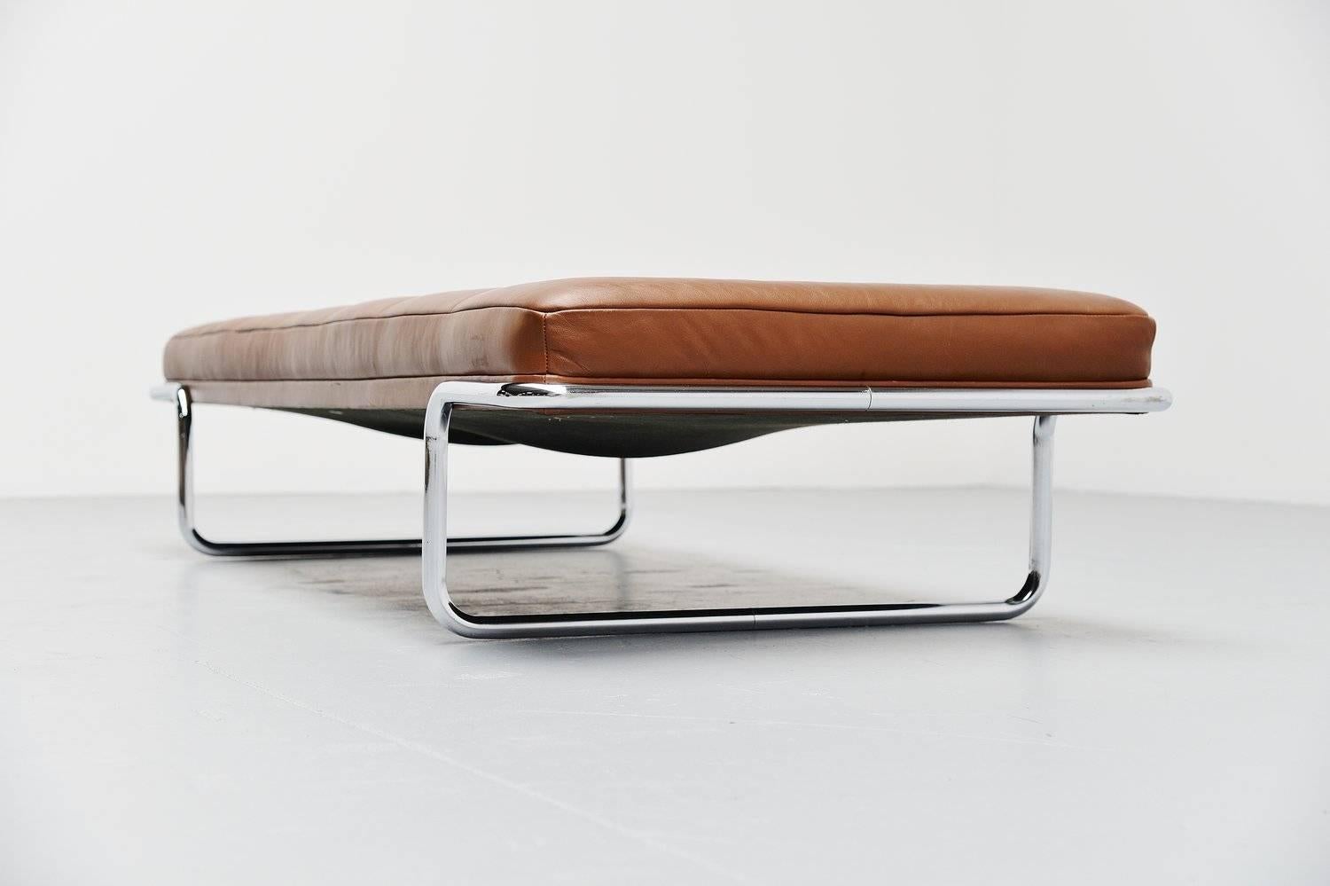 Bernd Münzebrock Daybed for Knoll International, Germany, 1973 at 1stDibs