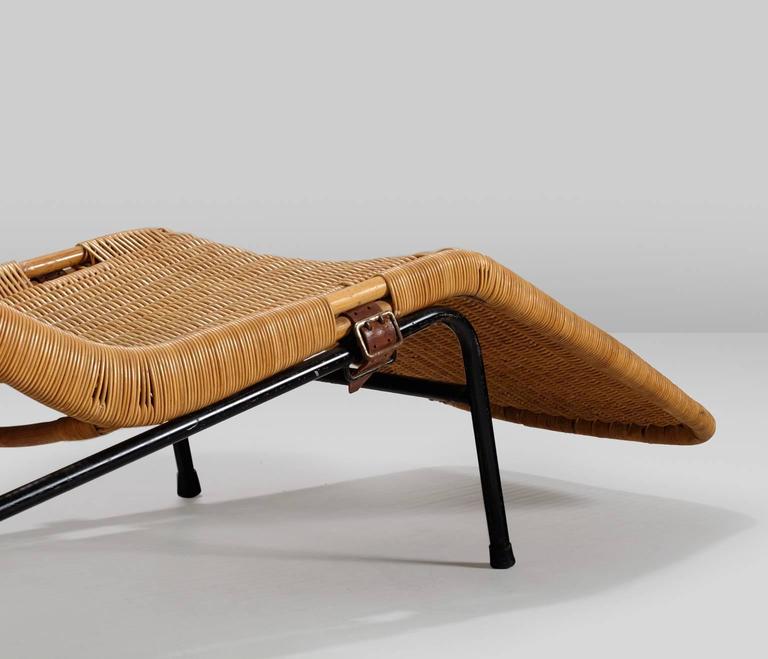 Set of Two Chaise Lounges in Cane For Sale at 1stDibs