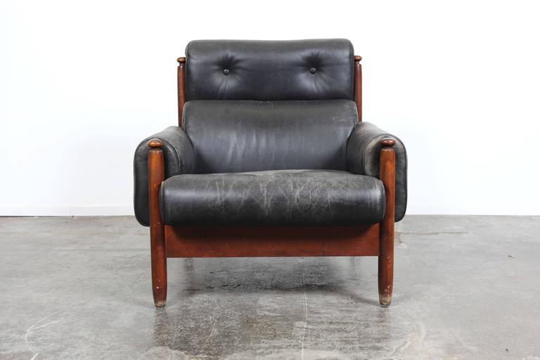 Mid-Century Modern Black Leather Lounge Chair at 1stDibs
