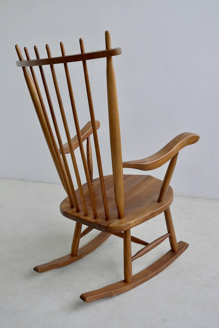 Organic Rocking Chair in Style of George Nakashima at 1stDibs