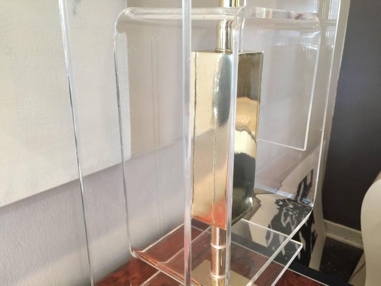 Pair of Lucite and Brass Lamps by Laurel Lamp Company For Sale at ...