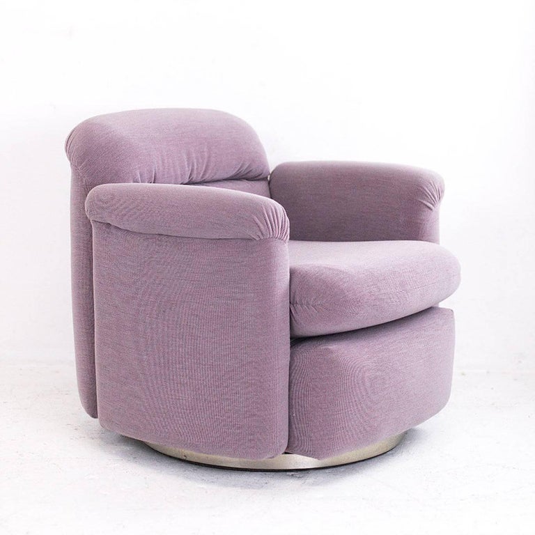 Pair of Mauve Milo Baughman Swivel Chairs at 1stdibs