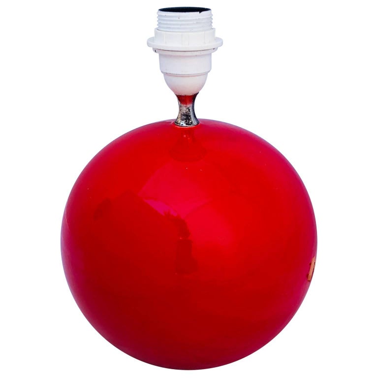 Small Red Ball-Like Vintage Italian Table Lamp For Sale at 1stDibs