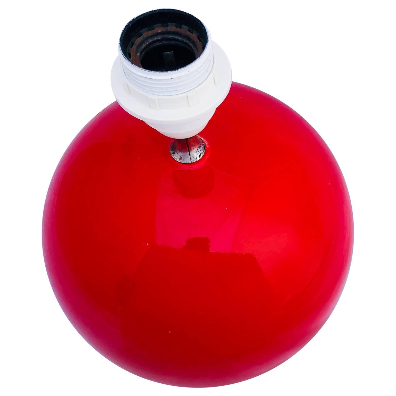 Small Red Ball-Like Vintage Italian Table Lamp For Sale at 1stDibs ...