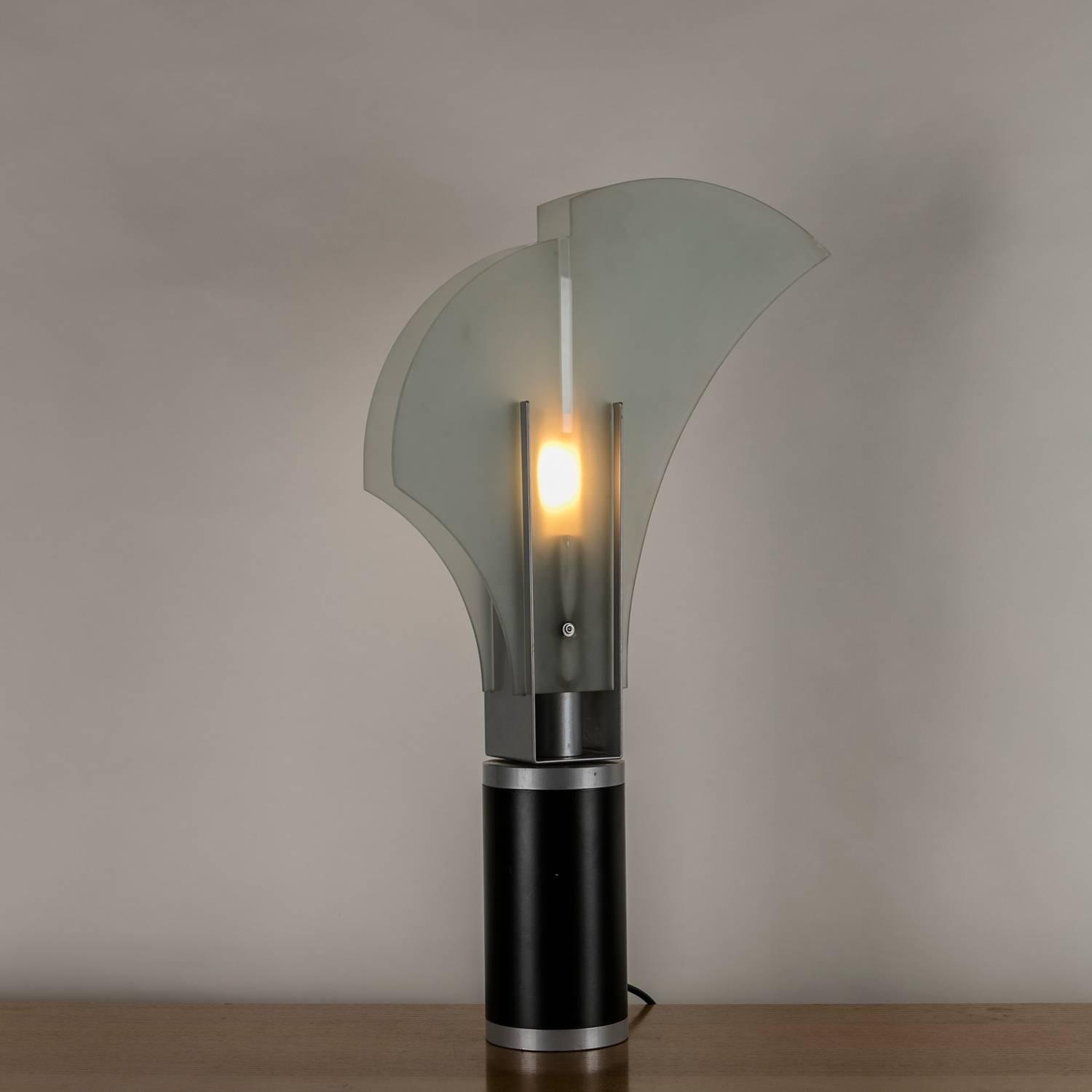 Rare "Mezzo Alfiere" Table Lamp by Carla Venosta for Quattrifolio For ...