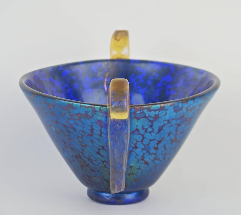 Iridescent Glass Vase Edited by Loetz and Designed by Marie Kirchner at ...