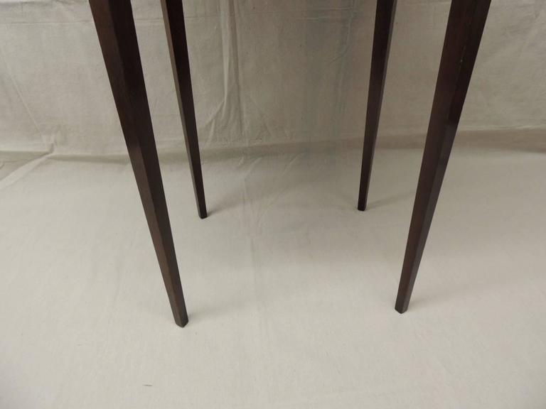 Vintage Oval Wood Side Table with Square Tapered Legs at 1stDibs