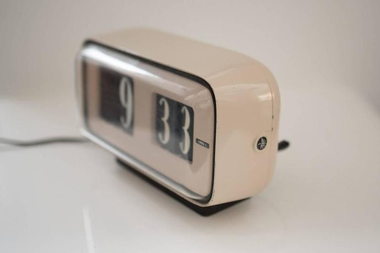 Clock Cifra 5 by Gino Valle for Solari at 1stDibs | solari cifra 5 ...