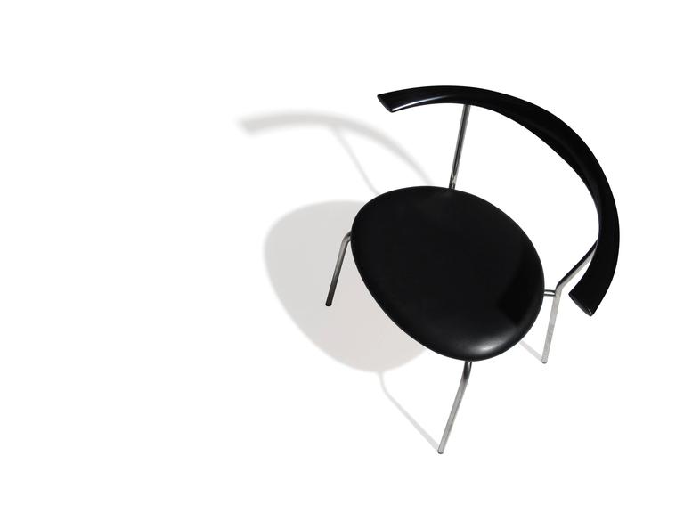 Hans Wegner Pp701 Bull Horn Dining Chairs in Black Lacquer, Leather and ...