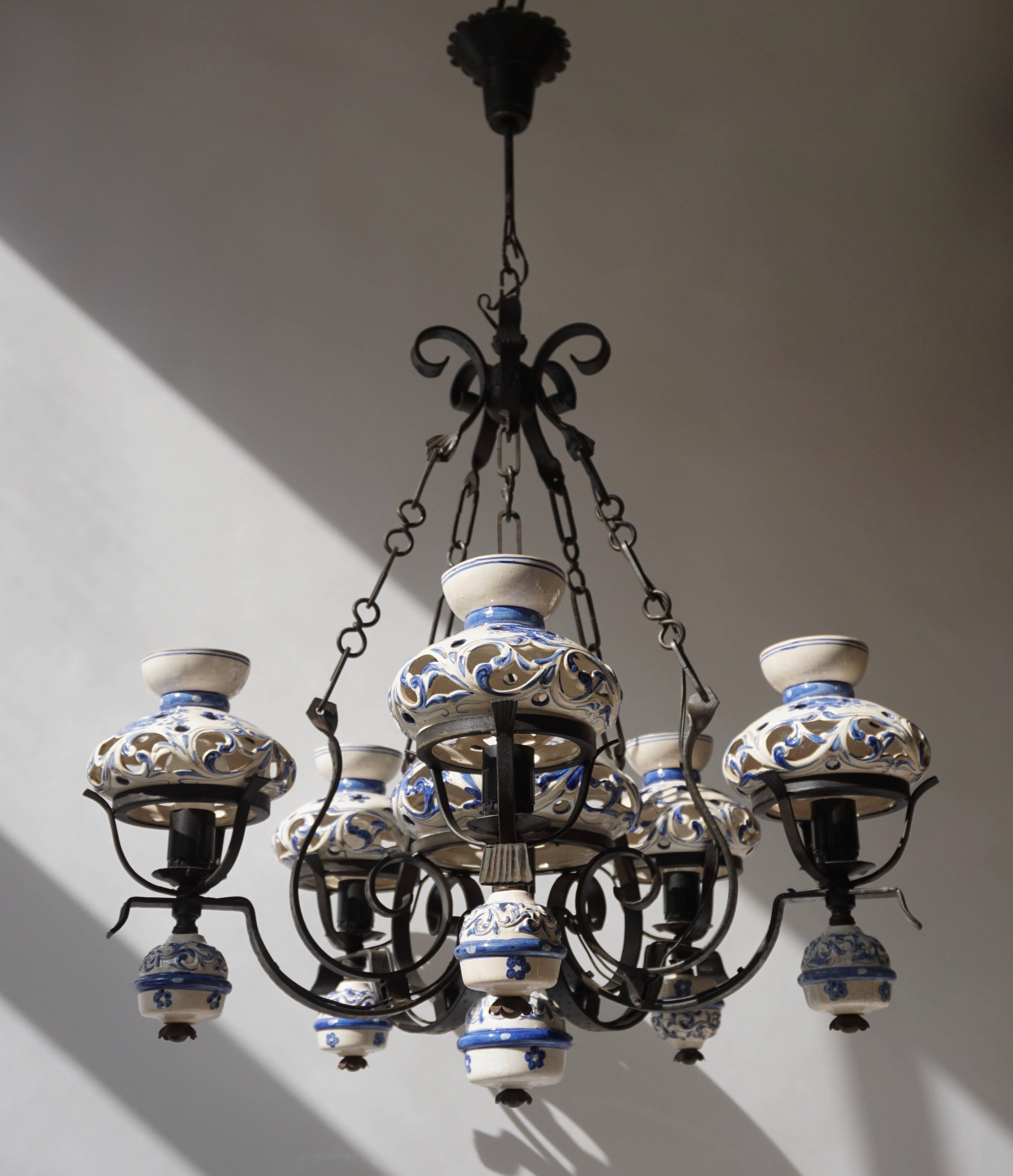 Unique and Beautiful Antique Delft Blue Oil Lamp Chandelier For Sale at ...