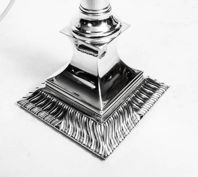 19th Century Victorian Silver Plated Column Lamp For Sale at 1stDibs
