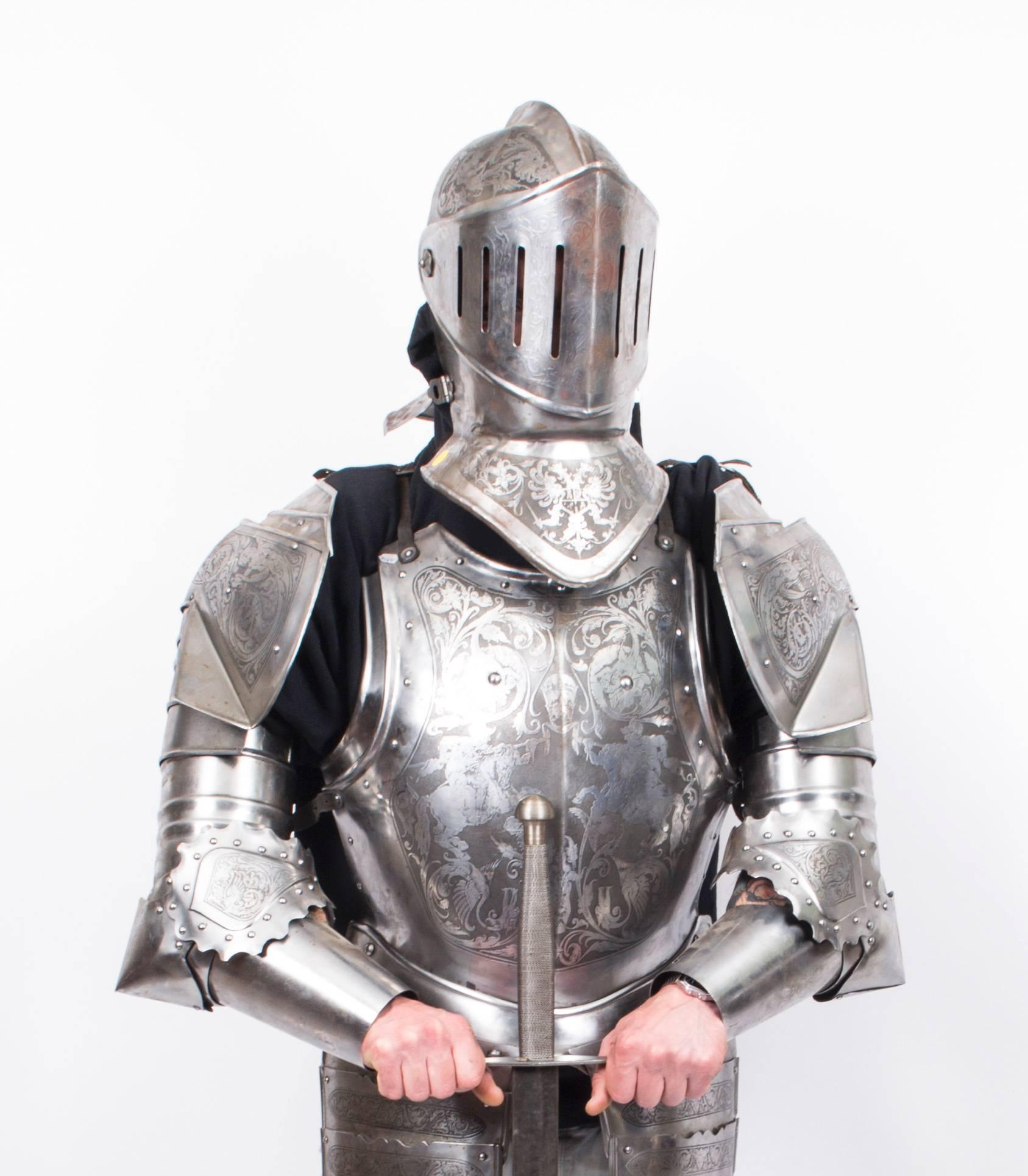 Vintage 16th Century Style Complete Suit of Armour Engraved at 1stDibs ...