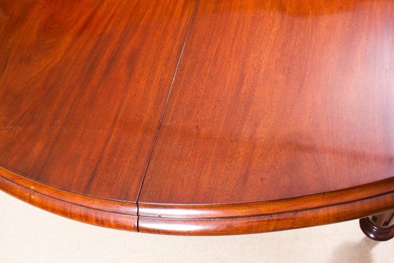 Antique Victorian Oval Extending Dining Table, circa 1860 at 1stDibs