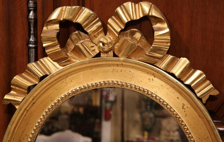 18th Century French Louis XVI Carved Oval Gold Leaf Mirror with Ribbon ...