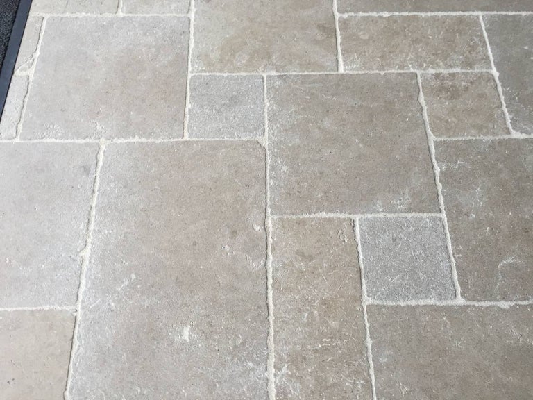 French Limestone Flooring with Antique Hand-Finishing Random Pattern ...