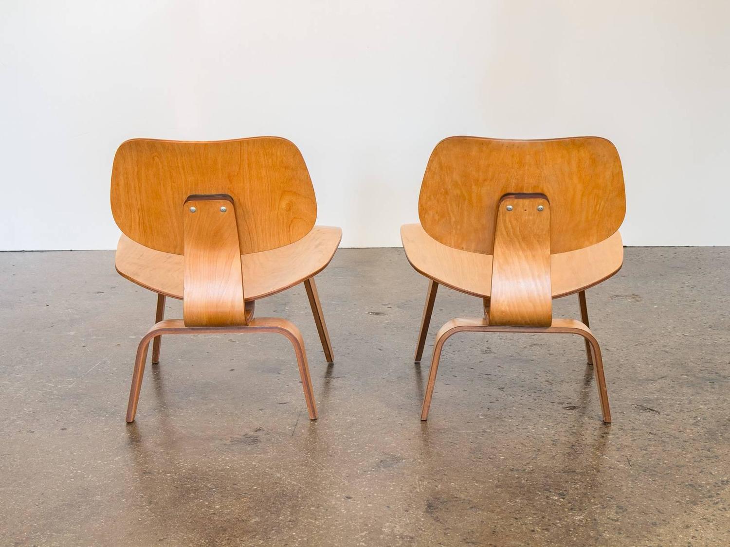 Eames LCW Lounge Chairs for Herman Miller For Sale at 1stdibs