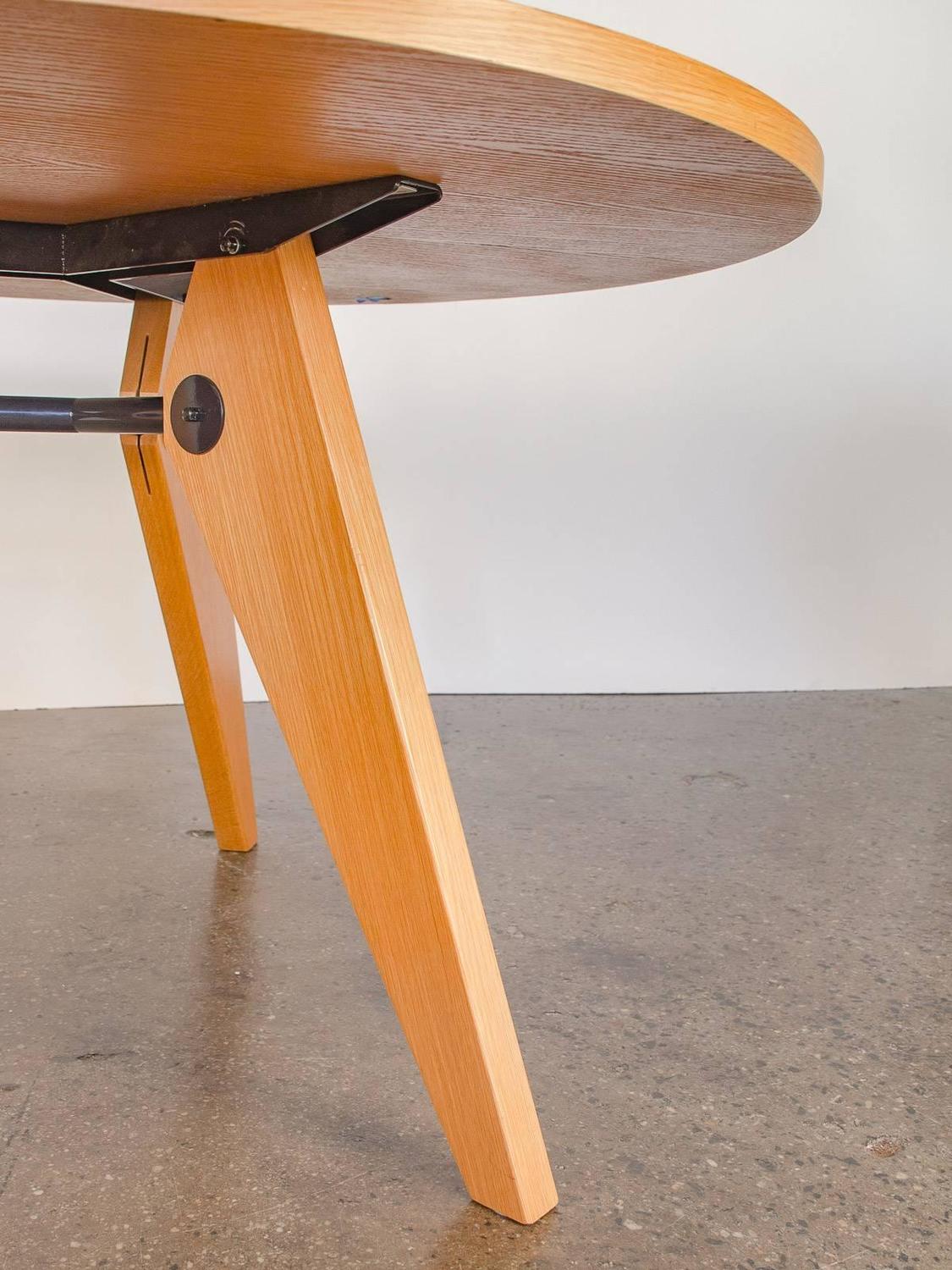 Jean Prouvé Guéridon Table For Sale at 1stdibs