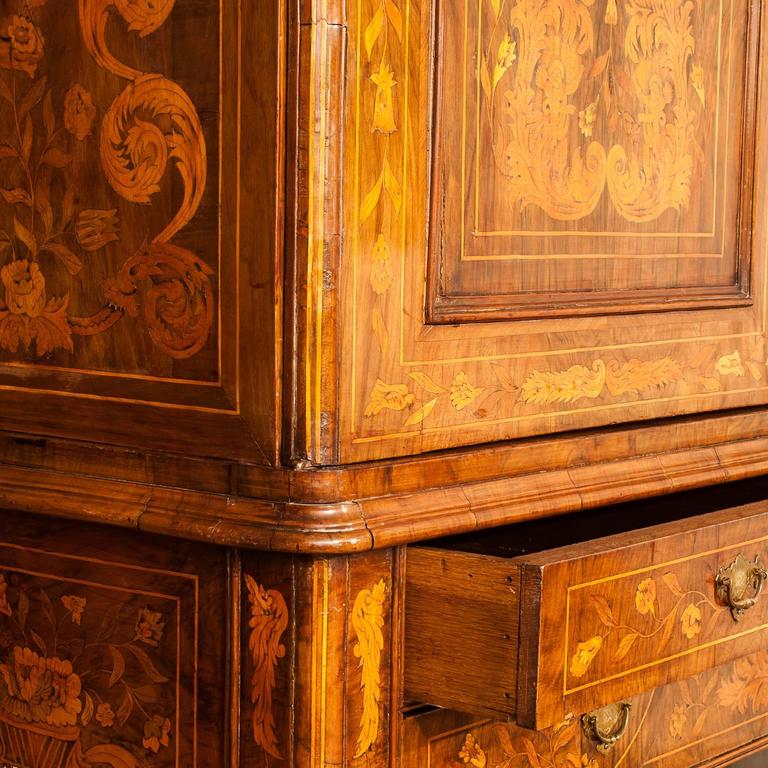 18th Century Dutch Cabinet For Sale at 1stDibs