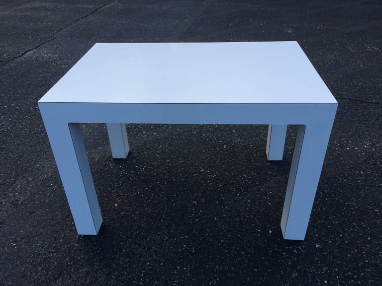 White Mid-Century Parsons Table at 1stDibs