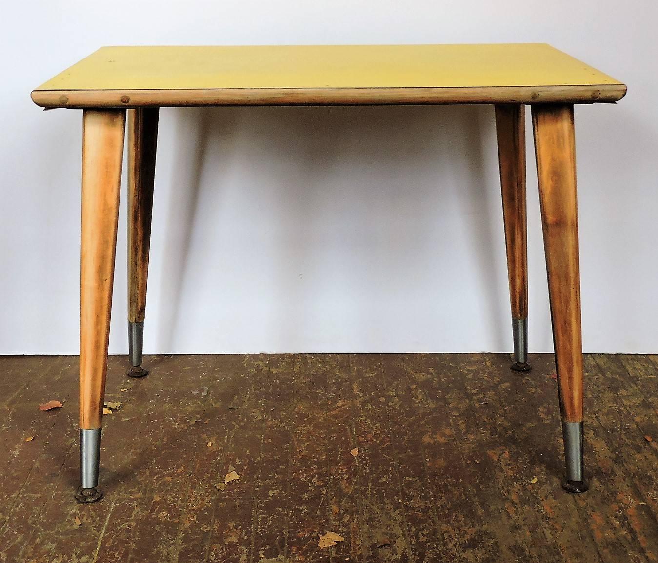Table style Jean Prouve at 1stDibs