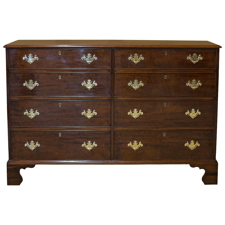 Georgian Mahogany Chest of Eight Drawers at 1stDibs