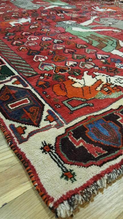 Vintage Shiraz Rug, Nomadic Handmade Wool Rug, Red, Green, Navy, Gray ...