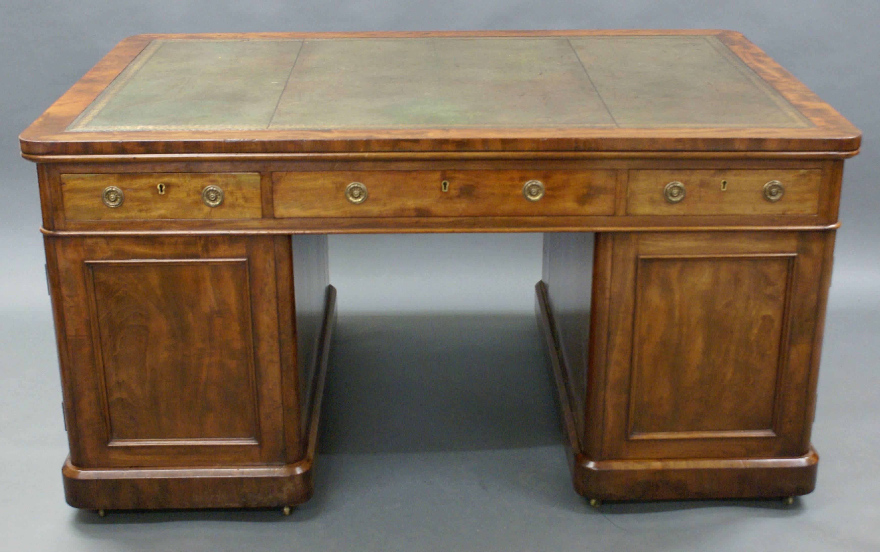 Impressive Early Victorian Partners Desk For Sale at 1stDibs